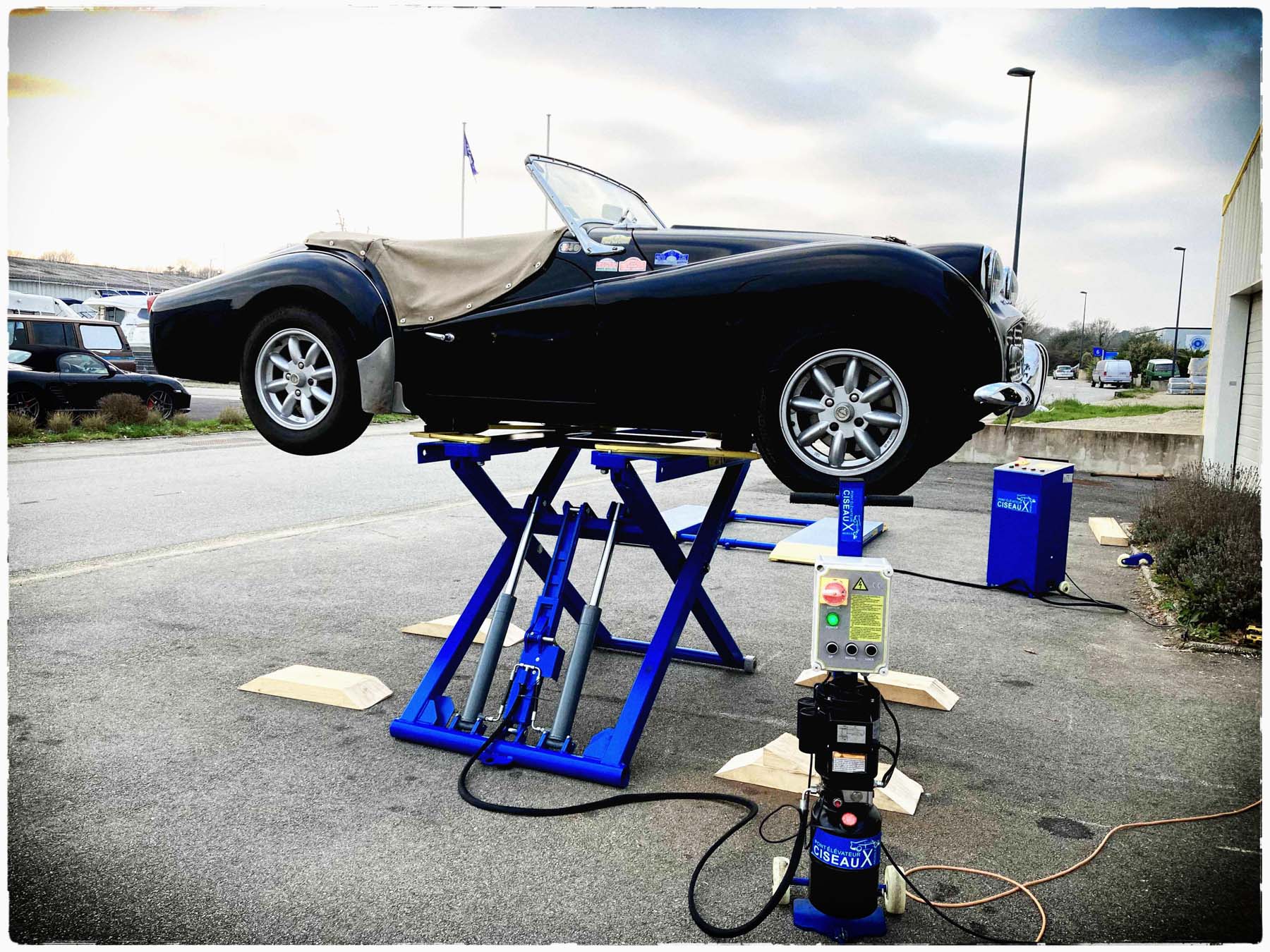 Visualiser nos ponts élévateurs et effecteur un devis en ligne