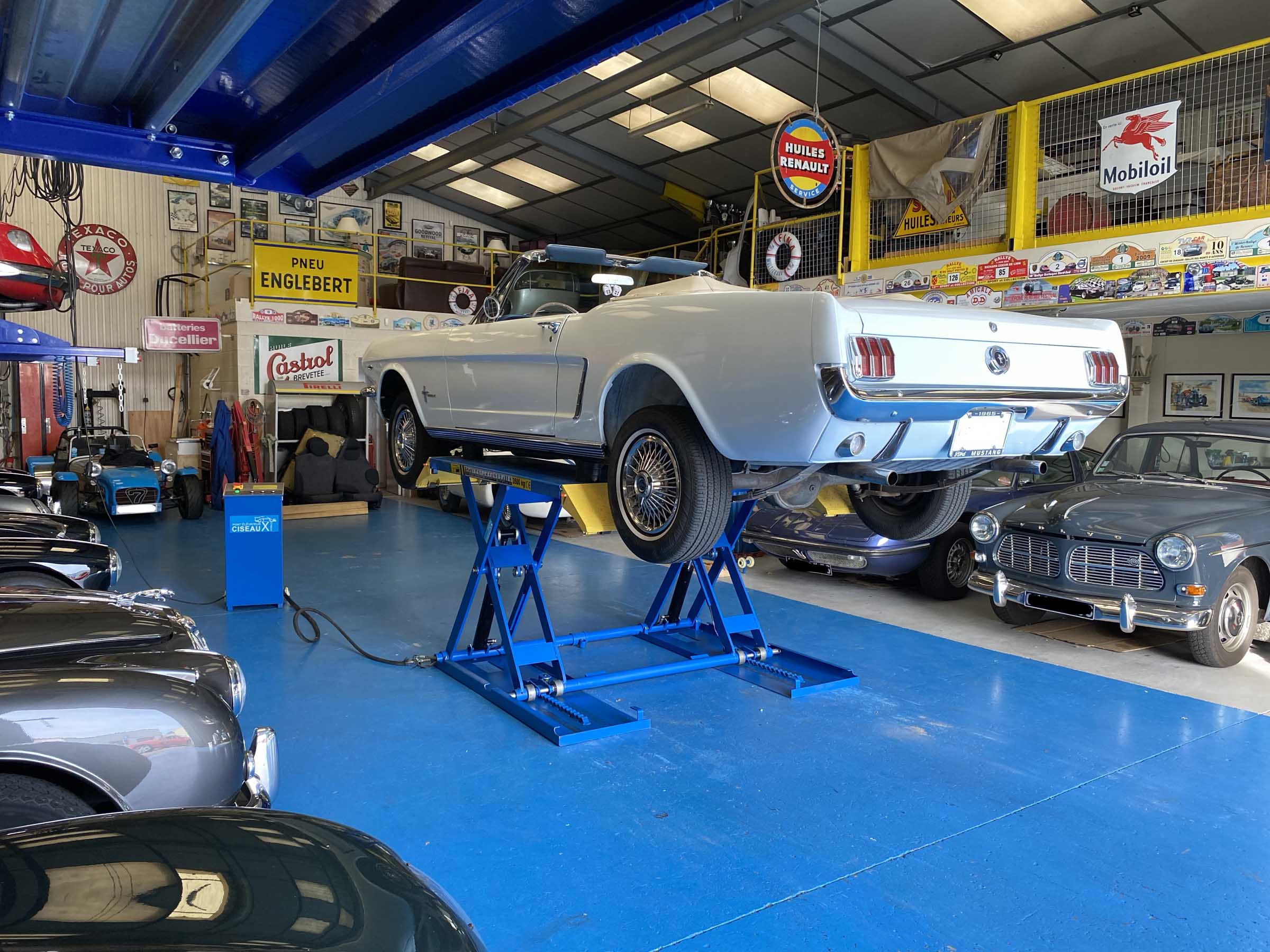 Vente de Pont Ciseaux Mobile Double Rampes pour véhicules